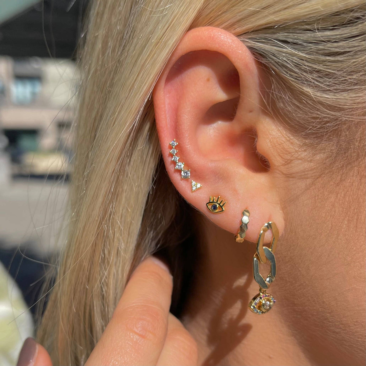 Tully Micro Bar Studs – Madison Paul